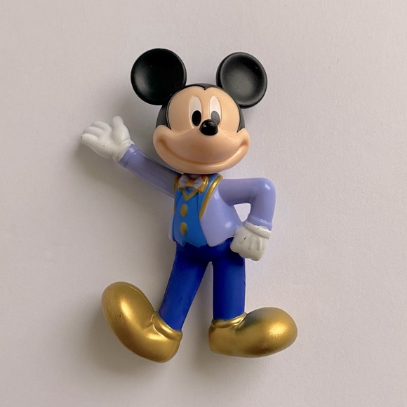 Disney | Toys | 32 Mickey Mouse Mcdonalds Disney 5th Anniversary Toy ...